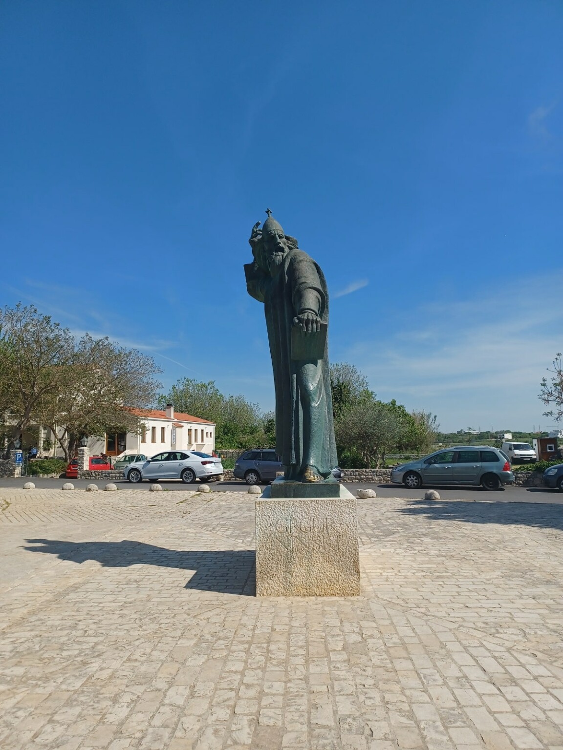 Spomenici Grguru Ninskom nalaze se u tri hrvatska grada. Znate li koja?