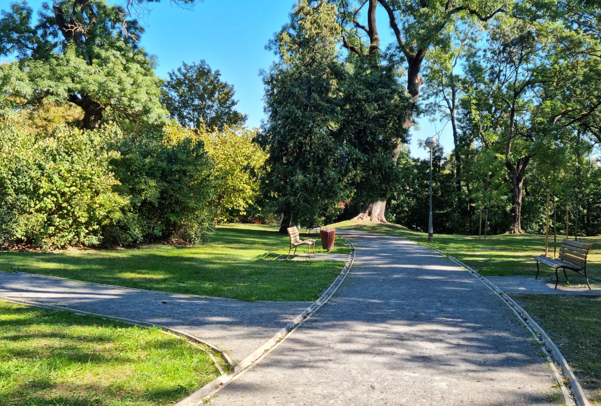 U samom centru Zagreba krije se park podignut na nekadašnjem groblju ...